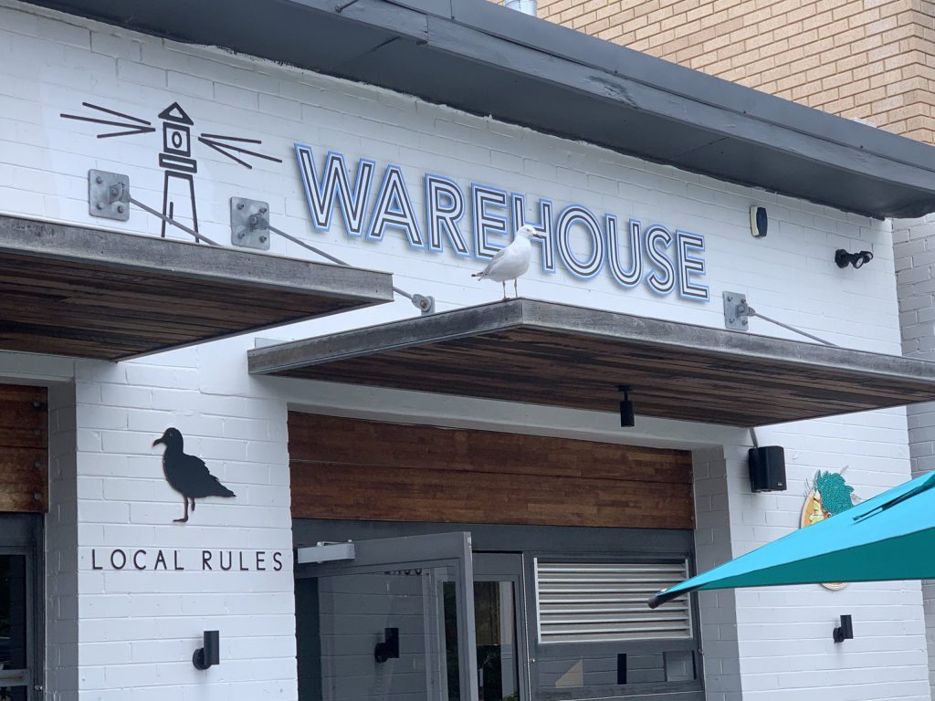 Signage Meets Architecture: How To Blend The Two Seamlessly - Go Graphics