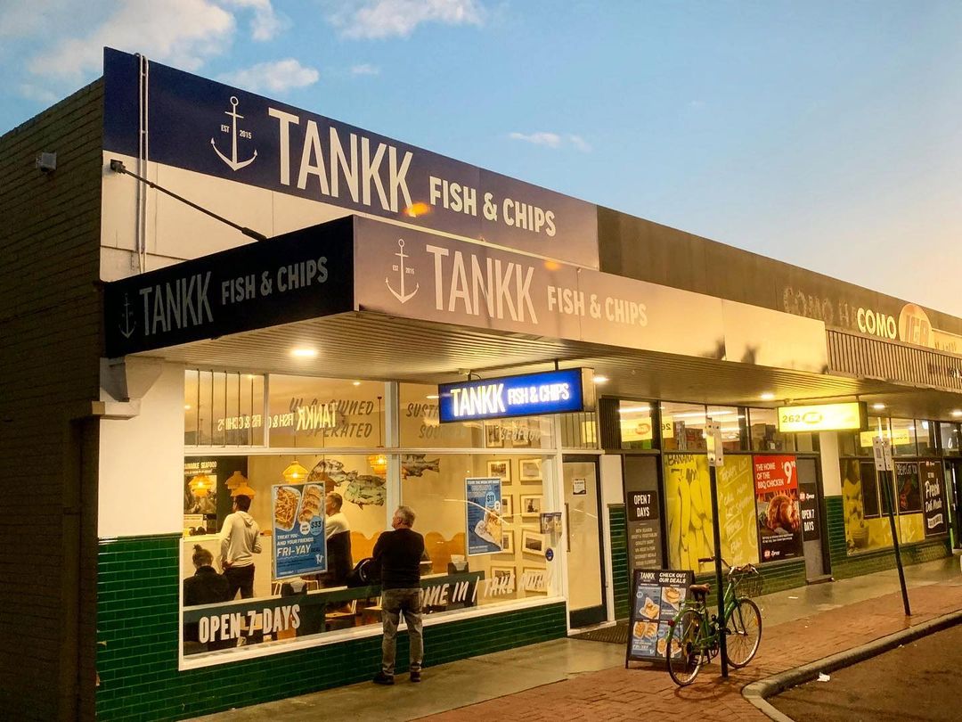 What Business Signage Is Best? 4 Must-Have Options For Maximum ...