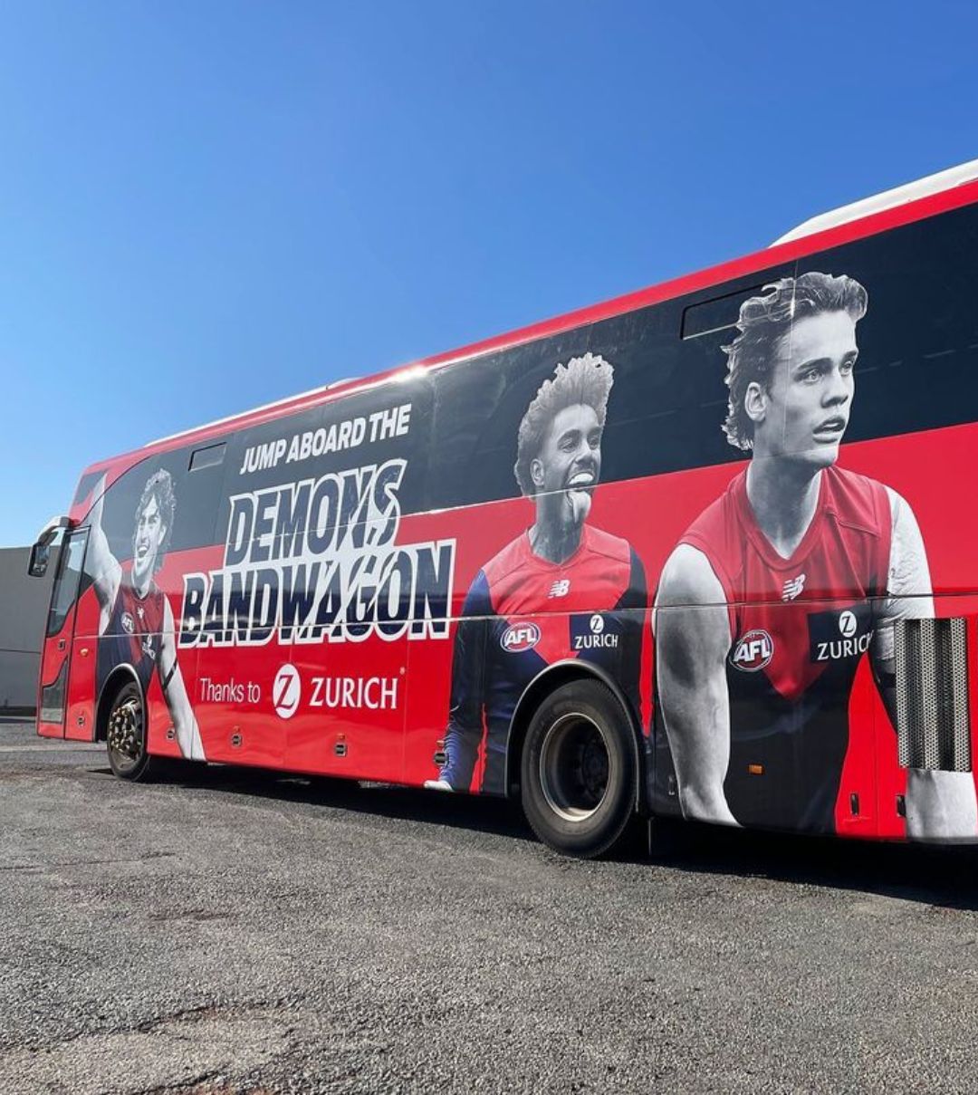 Exploring the options for Vehicle Graphics: Partial Wrap vs Full Wrap ...